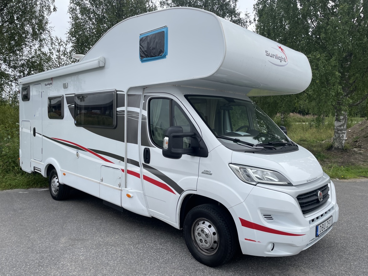 Sunlight A72 -15 DBU291 | Husbilar och Husvagnar i Kalix - Norrkust Caravan