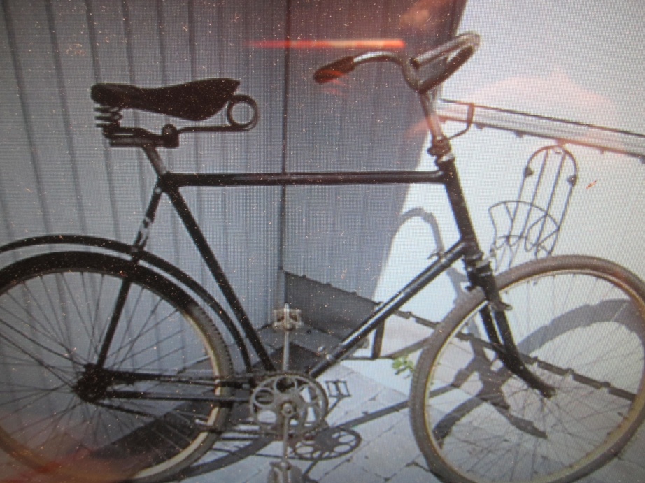 Köpes en riktigt gammal cykel 1800-tal tidigt 1900-tal | MCV