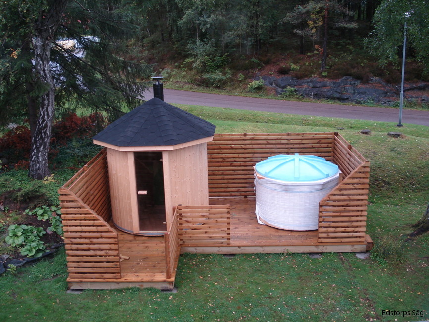 Vedeldad badtunna, bastu och ved-i Edstorp Vetlanda